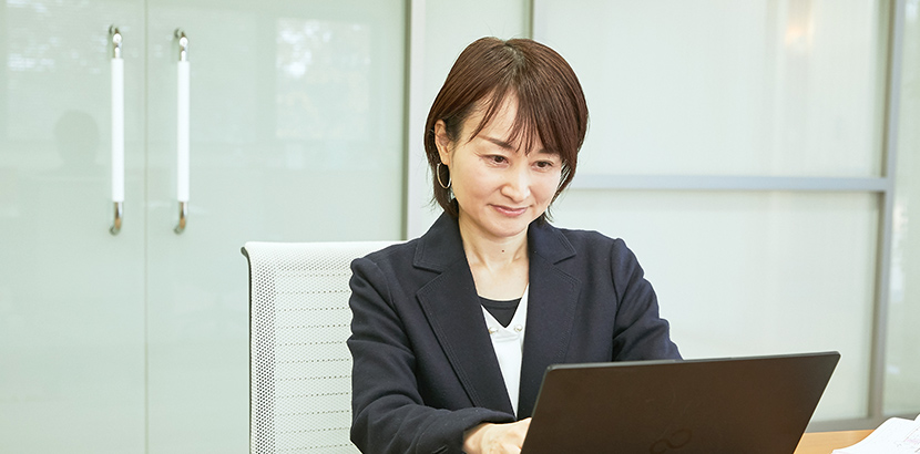 坂井 恵さんへの社員インタビュー | Denis Japan 株式会社 | Denis Japan 株式会社